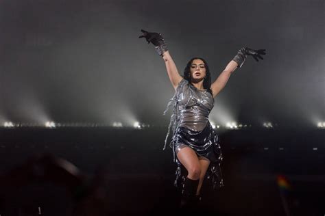 The Ultimate Guide Of What To Wear To Charli Xcxs Brat Tour