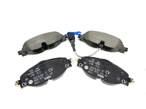 5Q0698151F Front brake pads 312x25mm with wear indication - Super-Parts