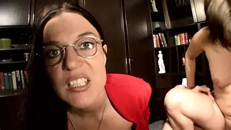 Pár Baszik Szexszakértővel Xhamster