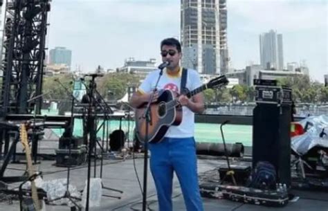 Prateek Kuhad Opens Ed Sheerans Mumbai Concert Indiawest News