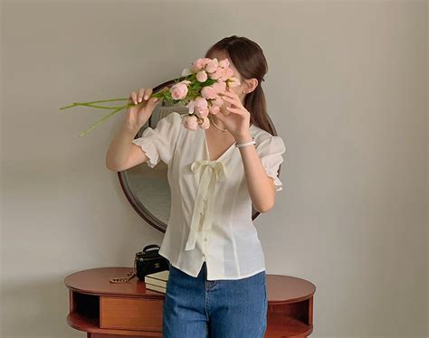 리리앤코 베린츠 링클 브이넥 리본 타이 블라우스 여름 신상 데일리룩 데이트룩 캐주얼룩 캠퍼스룩 러블리룩 리본블라우스 여름