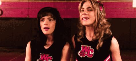 My Babysitter S A Vampire Gif Betty And Veronica My Babysitter S A Vampire Betty And Veronica