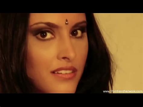 Bollywood Babe Getting Her Naked On XVIDEOS