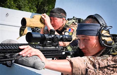 Зэвсэгт хүчнийхэн олон улсын мэргэн буучдын тэмцээнд оролцож байна