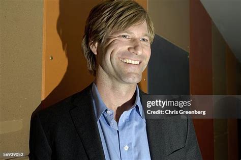 Aaron Eckhart Meet Photos And Premium High Res Pictures Getty Images