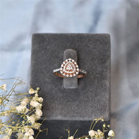 Nia Small Triangle Ring Forher