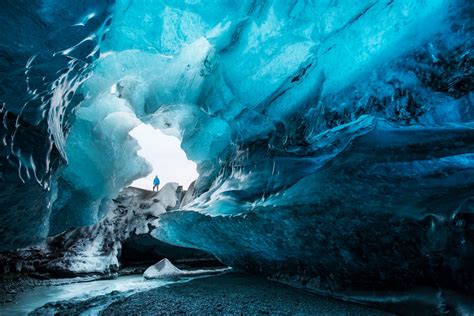 Iceland Scenery Kerið Crater — Facing New Horizons