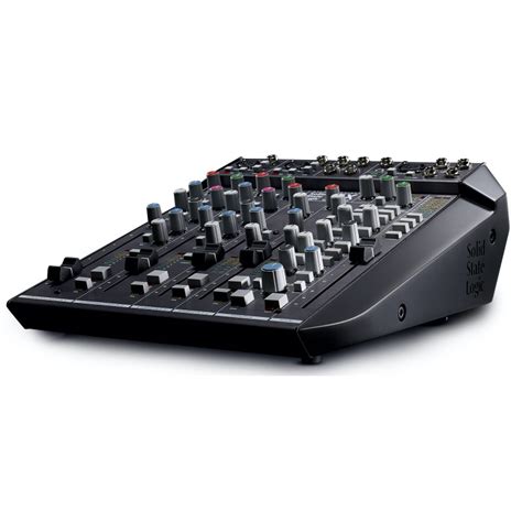 Solid State Logic SiX Console Compatta