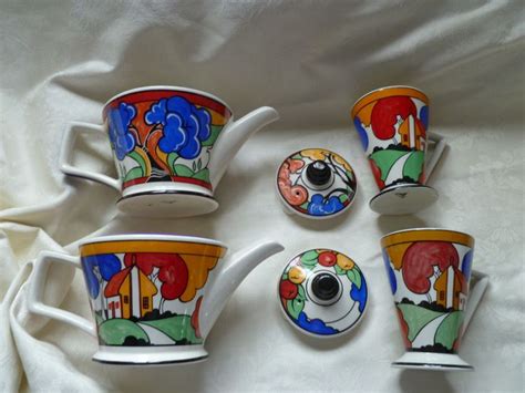 2 Sadler Teapots 2 Sadler Mugs Clarice Cliff Style Beautiful Sets