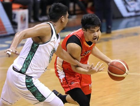 Time With Gilas Pilipinas Works Wonders For Arvin Tolentino In Career Game