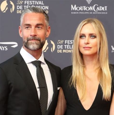 Jay Harrington With His Wife Monica Richards Celebrities Infoseemedia
