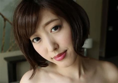 Asahi Mizuno's Here and Looking Amazing - She Asked About the Pool Again : r/JavOver30