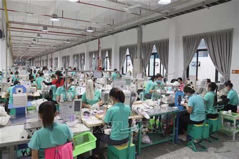 Nghệ An Công nhân Công ty TNHH Viet Glory đã trở lại làm việc baotintuc vn