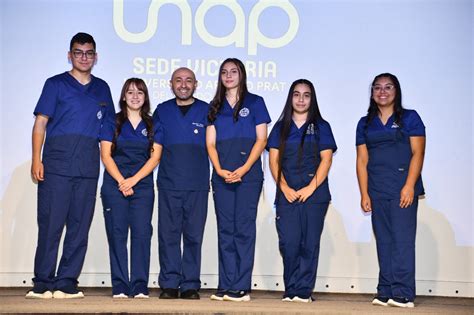 Universitarios Reafirmaron Su Compromiso Con La Carrera De Enfermería