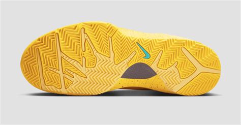 New Chbl Nike Kobe 4 Colorway Is Releasing Soon