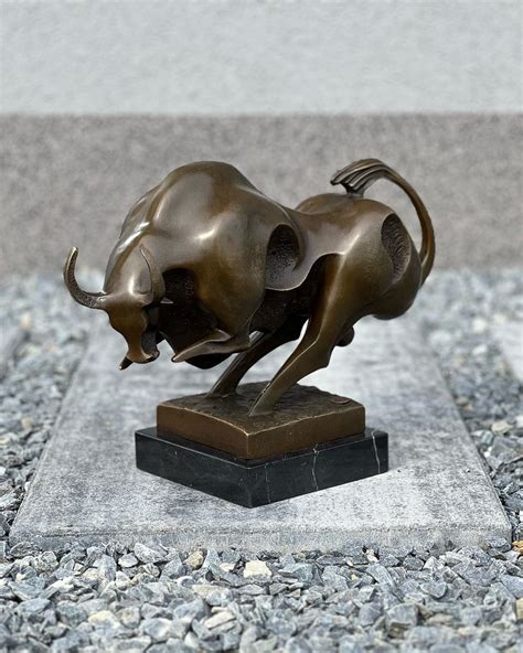 Moderní Bronzová Socha Soška BÝk Figurka Bull Aukro