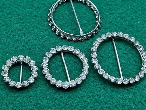 Fibbia Strass Tonda Produzione E Vendita Articoli Per Merceria E