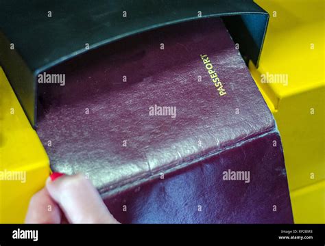 Passport Technology Hi Res Stock Photography And Images Alamy