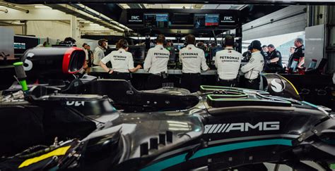 How Data Analysis Transforms F1 Race Performance Catapult
