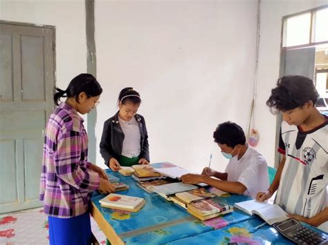 ကျိန္တလီမြို့တွင် စာဖတ်ရှိန်မြှင့်တင်ရေး Mobile Library စနစ်ဖြင့် စာအုပ်စာစောင်များ ငှားရမ်းပေးခ