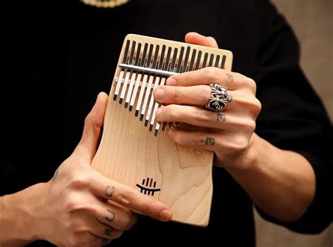 Mezzoforte Calimbas 17 Kalimba S Forma Jávor Kalimbák