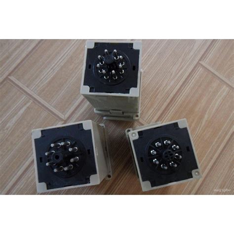 Original Disassembly Omron Omron Digital Display Cycle Time Relay DH S Z V Spot Processing