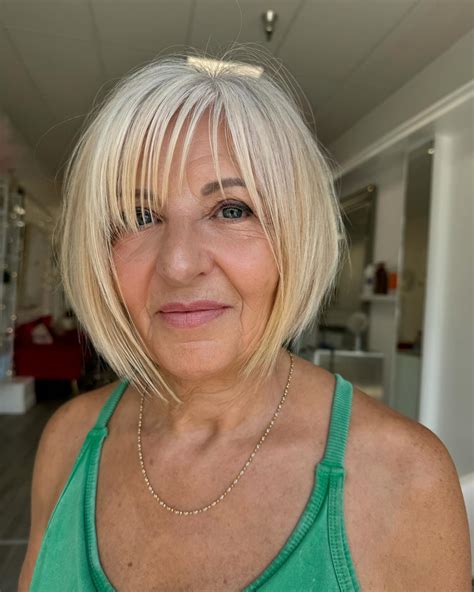 10 Stylish Ways To Wear A Short Bob With Bangs For Women Over 70