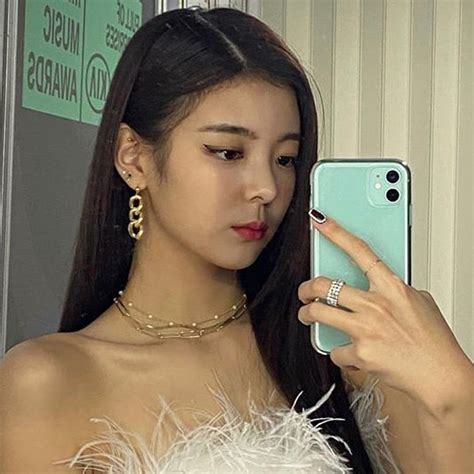 Itzy Lia Itzy Airport Style Kpop Girl Kpop Girls