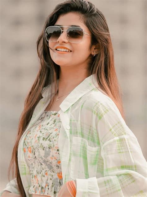 Reel वाली लड़की ने की ऐसी एक्टिंग दे डाली 2024 की सबसे बड़ी वेब सीरीज Who Is Sanchita Basu