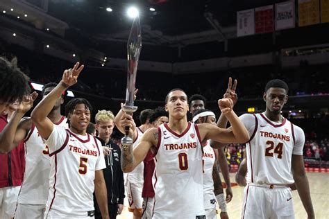 Usc Basketball Pac 12 All Defensive Teamer Signs With Top Nba Agency