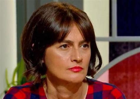 16 წლის ასაკში გავთხოვდი 17 წლის ასაკში შვილი გავაჩინე ამ ასაკში გათხოვება იყო დანაშაული და