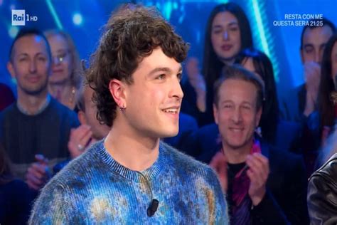 Leo Gassmann è Fidanzato Dalla Storia Finita Male Con Enula Al Nuovo