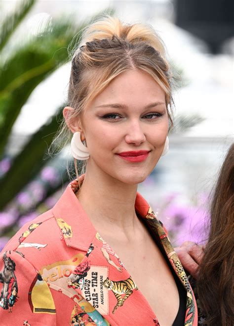 Picture Of Grace Vanderwaal