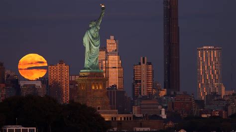 Why Is The Statue Of Liberty Green It Wasnt Always That Color Nbc