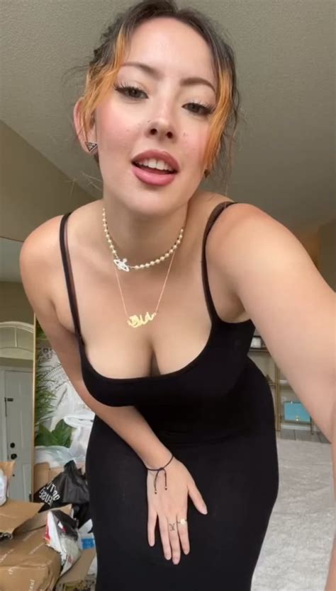 Clappers 💯☔️ R Hot Thick Ladies