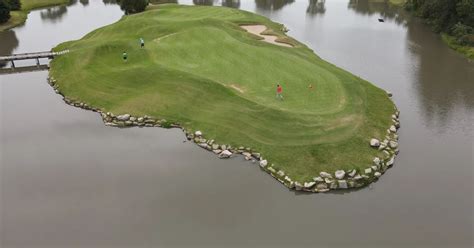El Green En El Patio Qué Valores Tiene Los Lotes Frente Al Golf En Un