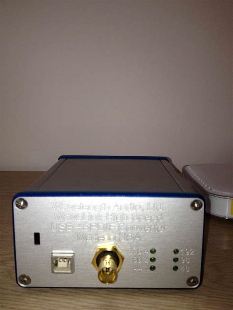 Wavelength WaveLink HS USB To SPDIF Converter Stereo Home Cinema Headphones