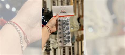 Fender Locking Strat/Tele Chrome локовые колки купить в Москве | Хобби ...