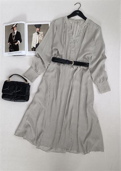 Плаття — ціна 650 грн у каталозі Сукні міді Купити жіночі речі за доступною ціною на Шафі