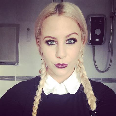 Wednesday Addams Diy Halloween Necklace Halloween Diy Pearl Necklace