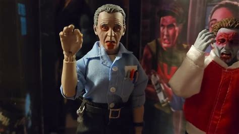 Distinctive Dummies Return Of The Living Dead Review Youtube