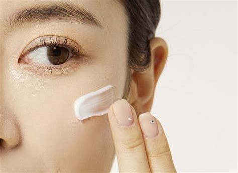 여름보다 가을에 선크림 잘 발라야 하는 이유 당신의 건강가이드 헬스조선