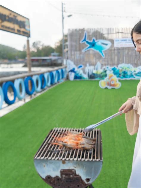 ที่พักสัตหีบ คนละ 750 บาท ติดทะเล ปิ้งย่างได้🦀💦 ️ แกลเลอรีที่โพสต์โดย หาที่พัก รีวิว Lemon8