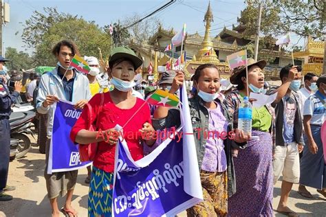 တပ်ထောက်ခံသူများအပါအဝင် တပ်ဖွဲ့ဝင်များကို နှစ်သိမ့်စည်းရုံးရန် ဥပဒေတစ်ရပ် စစ်ကောင်စီ စီစဉ်နေ