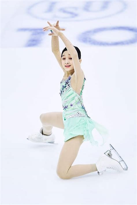 피겨 신지아 주니어gp 파이널 쇼트 2위…17년 만에 메달 보인다