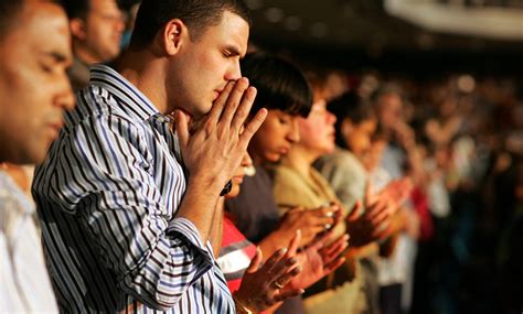 People Praying Wallpapers Wallpaper Cave