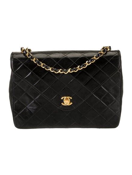 Fendi 2023 Medium Sex And The City Re Edition Baguette W Strap