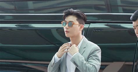 박서준 헐리우드 배우 뺨치는 멋짐 공항패션