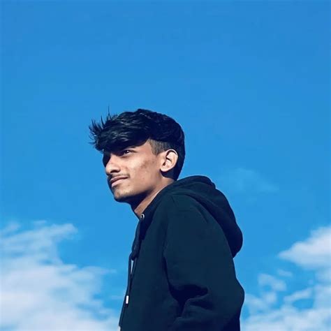 𝕾𝖍𝖎𝖋𝖆𝖓 𝖈 Shifan • Threads Say More