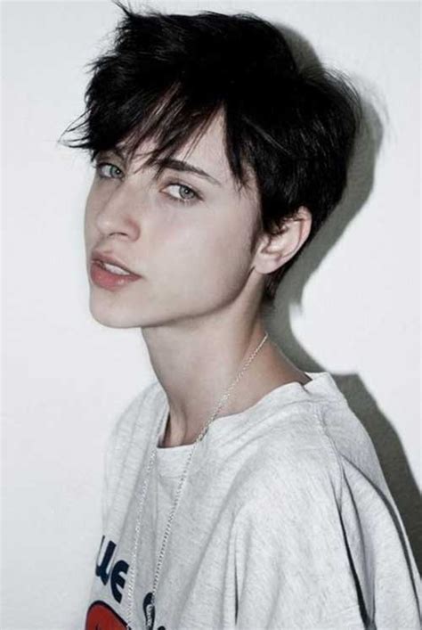 20 Latest Pixie Haircuts With Bangs Pixie Cut Haircut For 2019